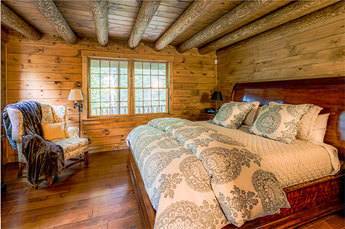 Spotlight: Custom NH Katahdin Cedar Log Home - Katahdin Cedar Log Homes
