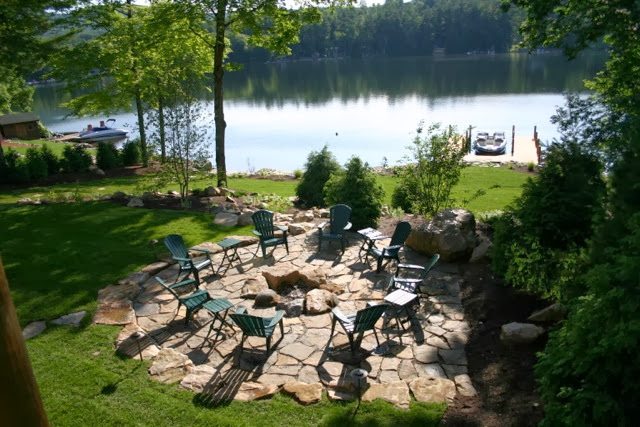 Enhance Your Log Home with These 3 Outdoor Landscaping Trends